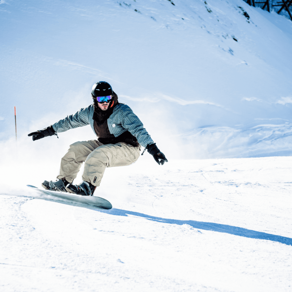 3 Common Ski and Snowboarding Injuries and How to Avoid them
