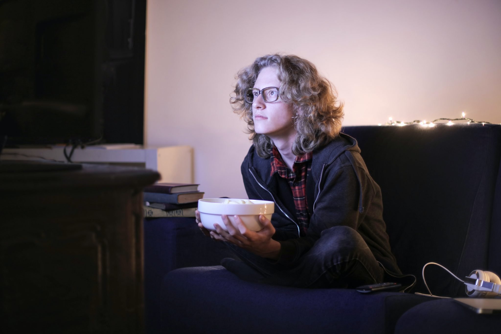 How Watching TV Affects Your Posture | Core Concepts SG
